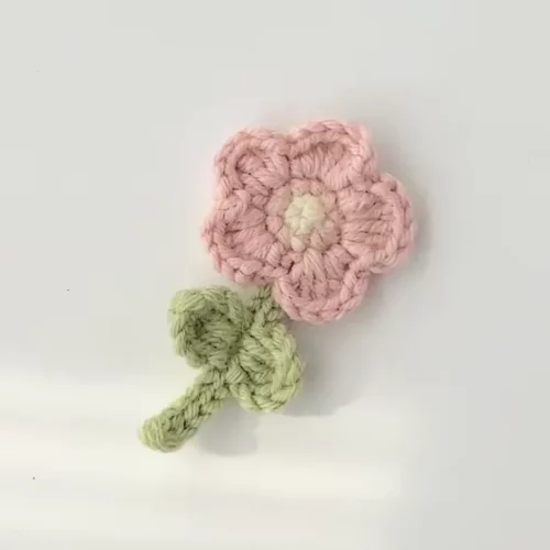 Crochet Applique Small Flower Free Pattern - Hookok