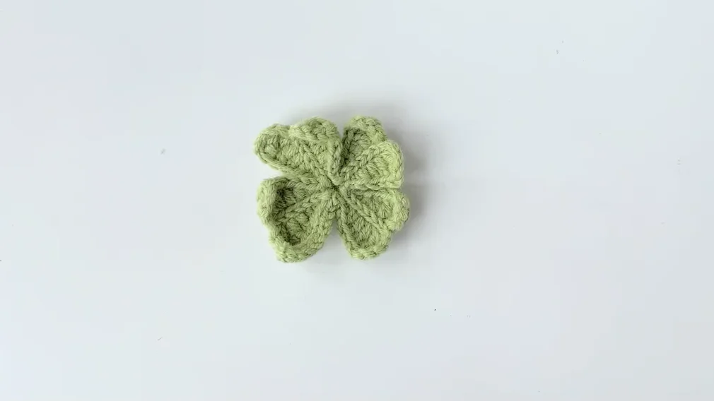 Crochet Four-leaf Clover Free Pattern - Hookok