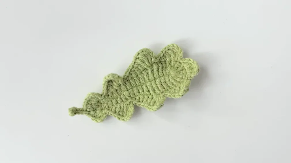 Crochet Daisy Leaf Free Pattern - Hookok