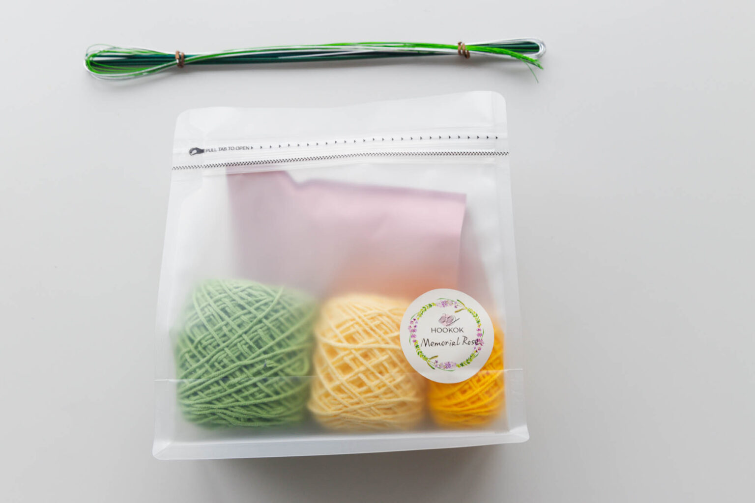 Crochet Memorial Rose - Free pattern - Hookok