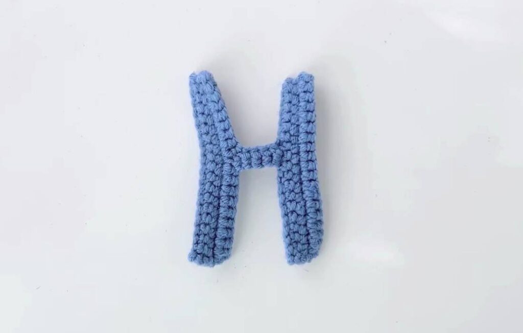 Crochet Letter H Pattern - Hookok