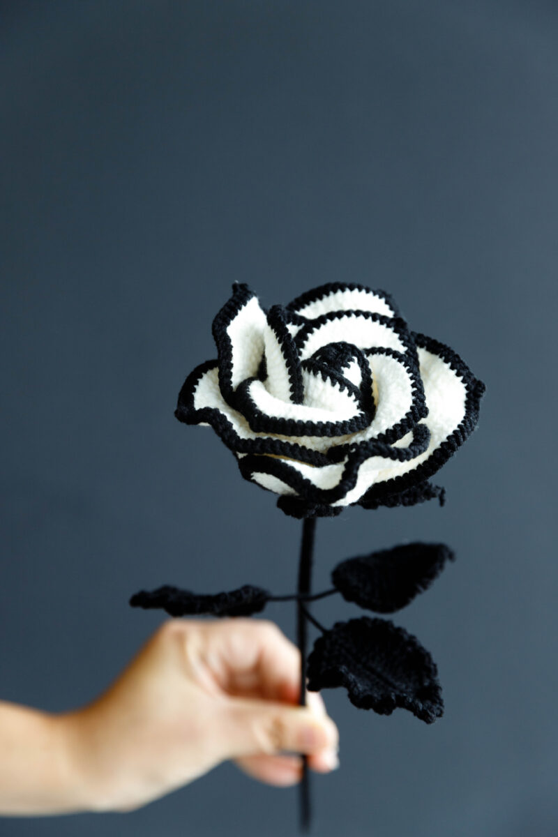 PDF Pattern- Crochet Chanel Rose - Hookok