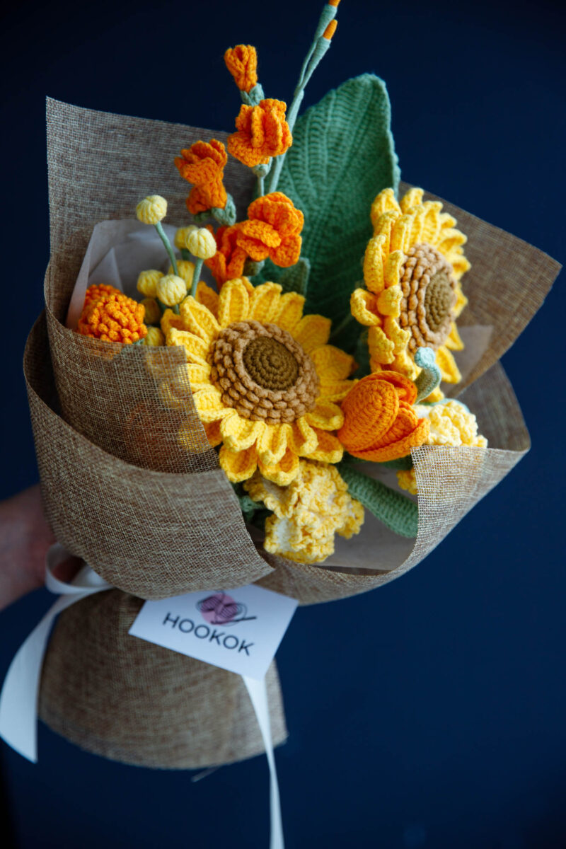 HOOKOK Bouquet – Sunflower and Carnation Bouquet ( 9 pieces) - Hookok