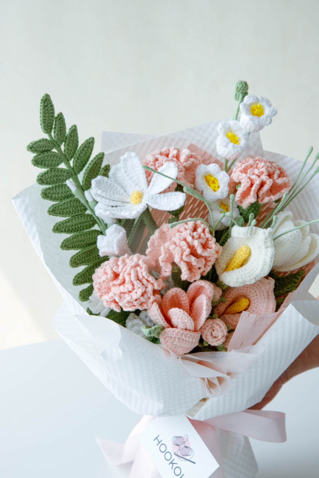 HOOKOK Bouquet – Pink Carnation and Calla Lily Bouquet ( 14 pieces ...