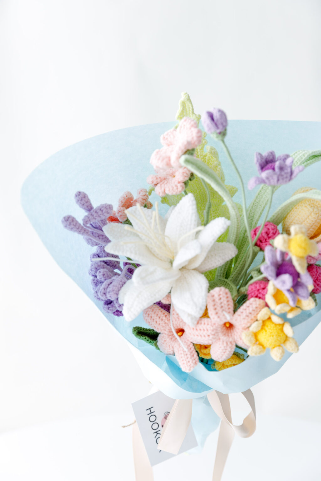 Snow Cold Flower and Osteospermum Bouquet Kit – with PDF pattern - Hookok