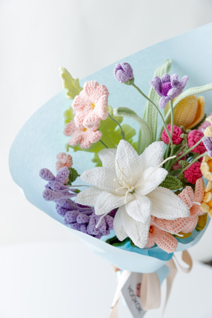 Snow Cold Flower and Osteospermum Bouquet Kit – with PDF pattern - Hookok