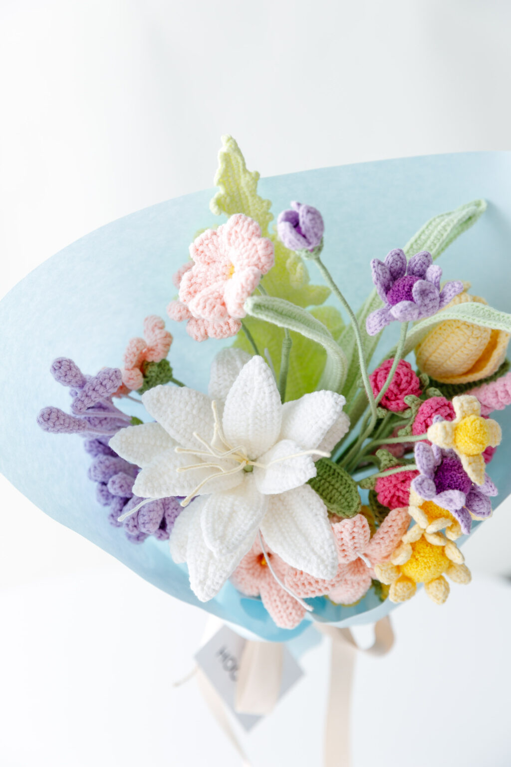 Snow Cold Flower and Osteospermum Bouquet Kit – with PDF pattern - Hookok