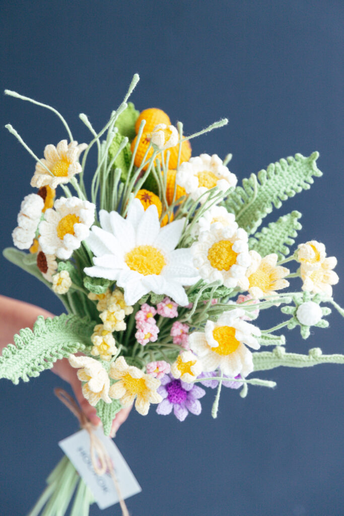 Daisy and Fountain Grass Bouquet Kit – with PDF pattern - Hookok