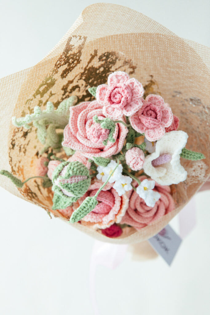 HOOKOK Bouquet – Pink Barbie Rose and Small Thai Rose Bouquet (12 ...