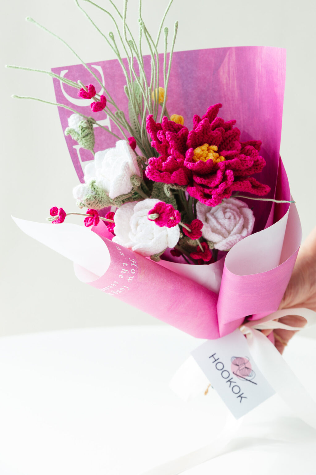 HOOKOK Bouquet – Rose-red Couture Rose Tilia and Memorial Rose Bouquet ...