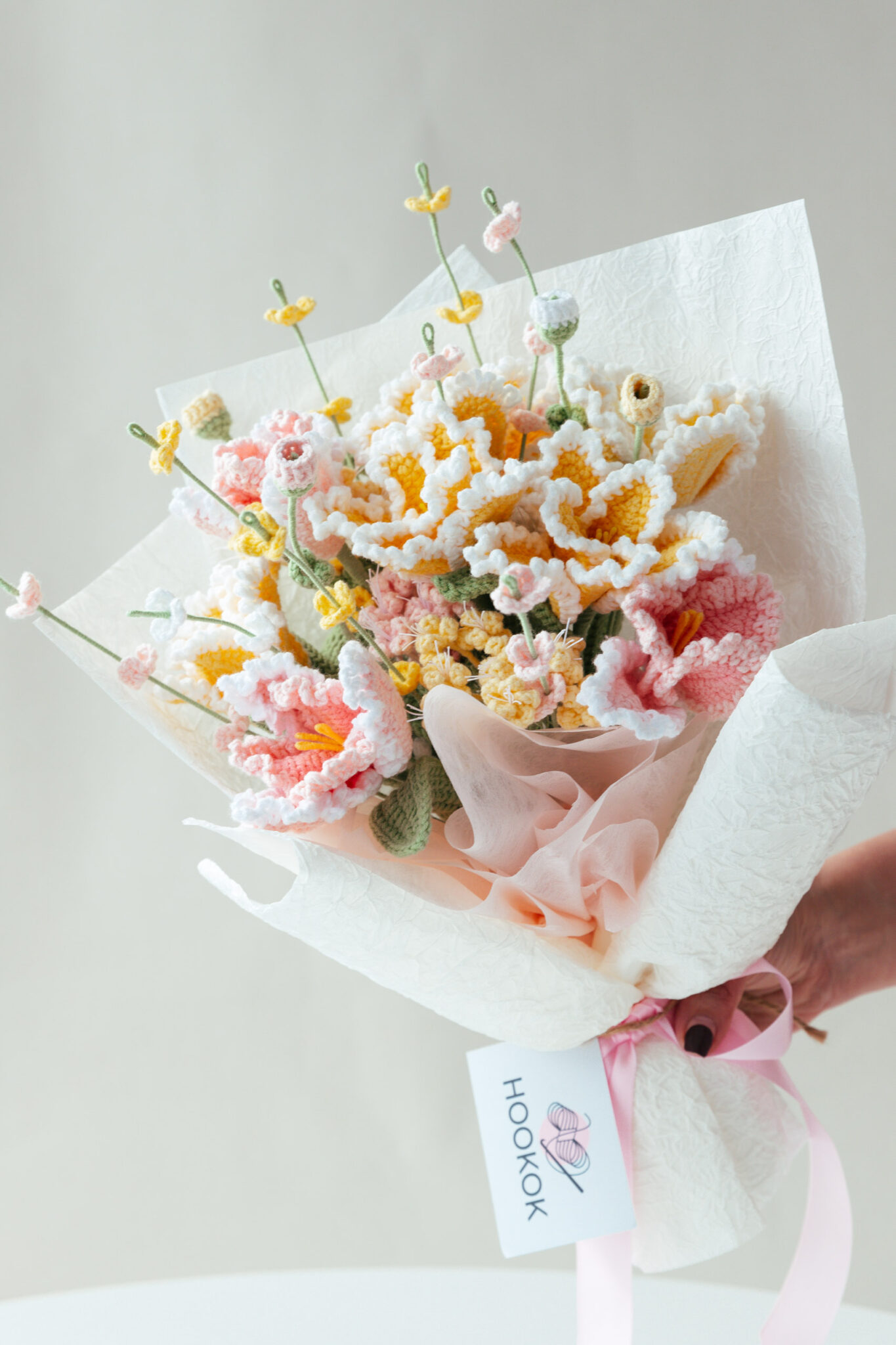 HOOKOK Bouquet – Yellow Parrot Tulip Bouquet (21 pieces) - Hookok