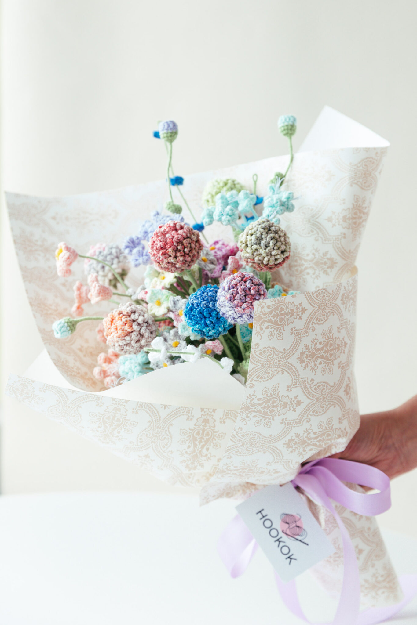 HOOKOK Bouquet – Lace Flower and Ping Pong Chrysanthemum Bouquet (18 ...