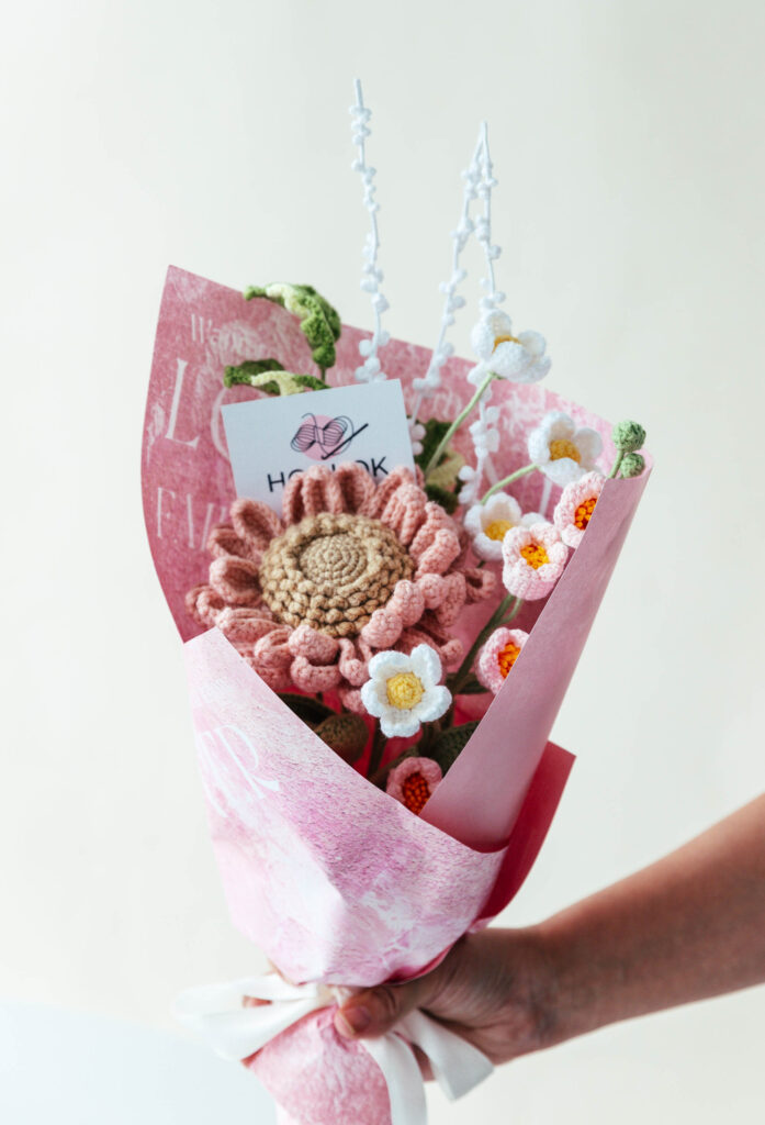 HOOKOK Bouquet - Pink Sunflower and Afghan Flower Bouquet - Hookok